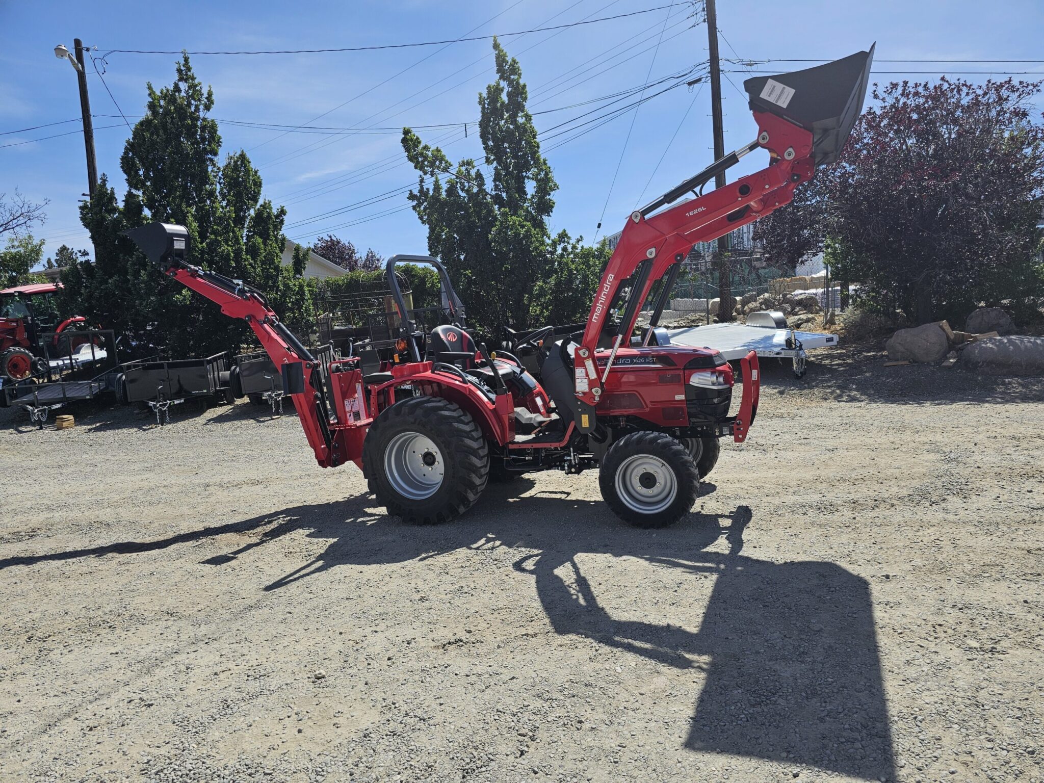 2025 Mahindra 1626 Refresh Model Tractor w/ Loader & Backhoe ...